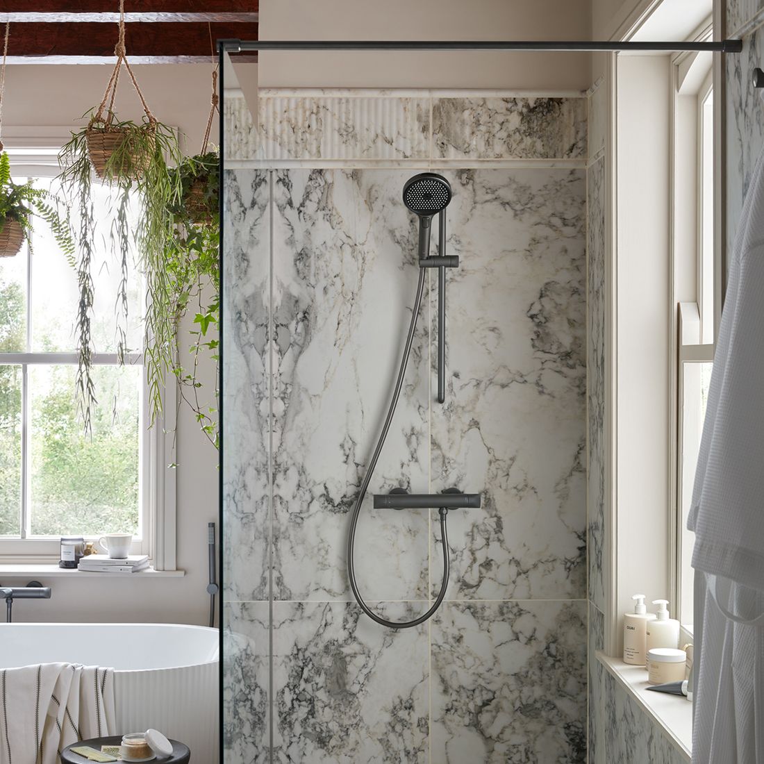 Vado Safari Leverless Wall Mounted Exposed Thermostatic Shower Bar Val
